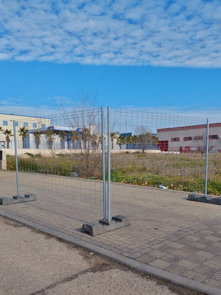 Valla Móvil de Obra 2 Tubos 3x1,9m - Vallas Arte®